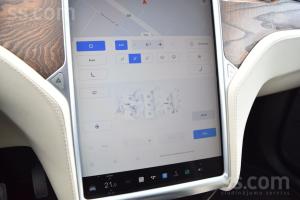 Blue Tesla Model X 2017 in Riga, with an engine capacity of 0.00 L and mileage of 68 thousand km for 34900 €, photo 12 on AUTOMOTO.COM.LV