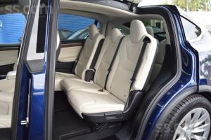 Blue Tesla Model X 2017 in Riga, with an engine capacity of 0.00 L and mileage of 68 thousand km for 34900 €, photo 18 on AUTOMOTO.COM.LV