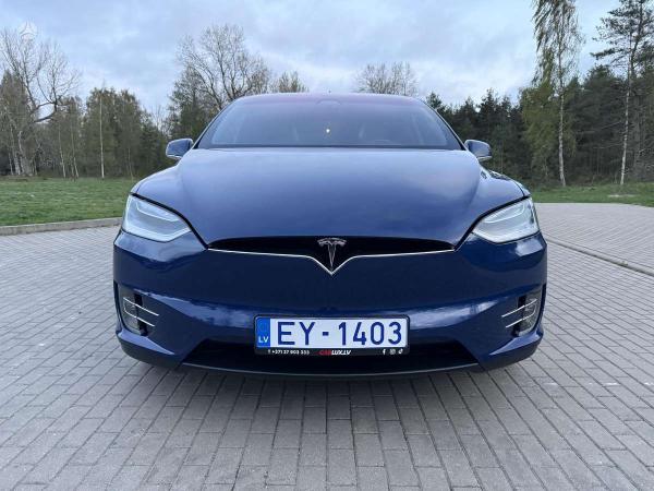 Blue Tesla Model X 2017 in Liepaja, with an engine capacity of 0.00 L and mileage of 132 thousand km for 19900 €, photo 7 on AUTOMOTO.COM.LV