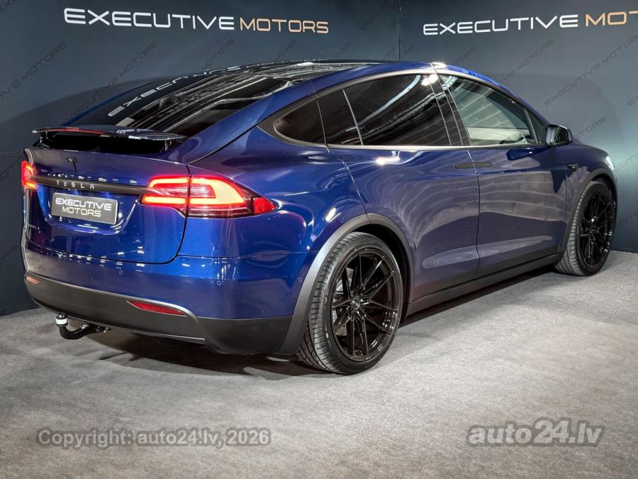 Zils Tesla Model X 2018 Tallina, ar dzinēja tilpumu 0.00 L un nobraukumu 136 tūkst. km par 29900 €, foto 3 vietnē AUTOMOTO.COM.LV