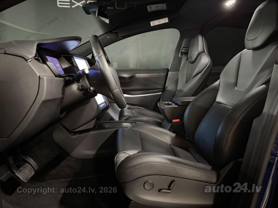 Zils Tesla Model X 2018 Tallina, ar dzinēja tilpumu 0.00 L un nobraukumu 136 tūkst. km par 29900 €, foto 4 vietnē AUTOMOTO.COM.LV