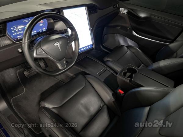 Синий Тесла Модель X 2018 в Таллин, объемом двигателя 0.00 л и пробегом 136 тыс. км за 29900 €, фото 4 на AUTOMOTO.COM.LV