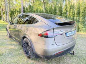 Brūns Tesla Model X 2016 Rīga, ar dzinēja tilpumu 0.00 L un nobraukumu 182 tūkst. km par 27590 €, foto 11 vietnē AUTOMOTO.COM.LV