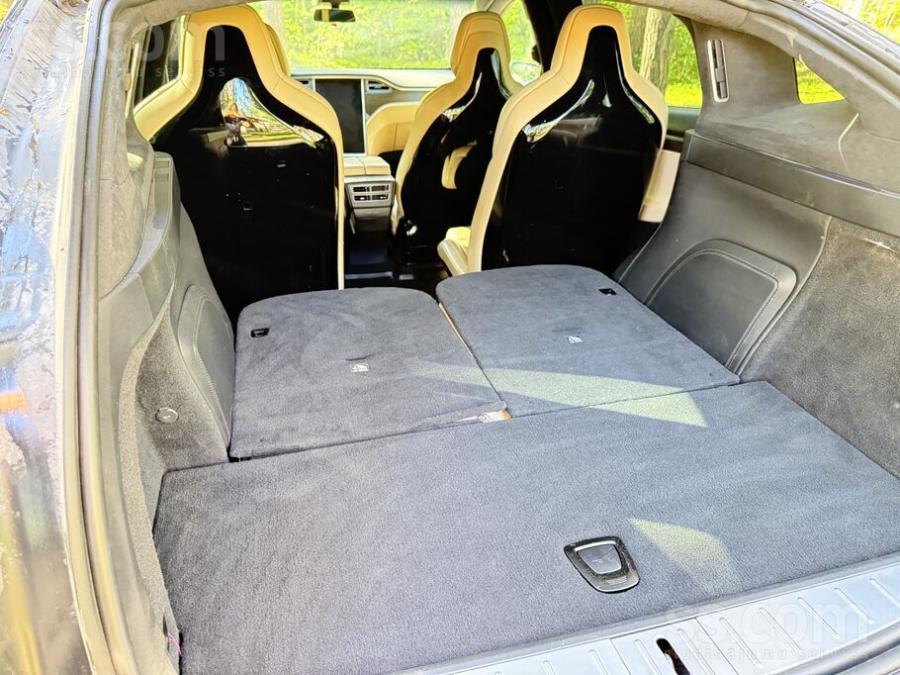Brūns Tesla Model X 2016 Rīga, ar dzinēja tilpumu 0.00 L un nobraukumu 182 tūkst. km par 27590 €, foto 20 vietnē AUTOMOTO.COM.LV