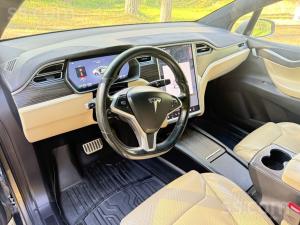Brūns Tesla Model X 2016 Rīga, ar dzinēja tilpumu 0.00 L un nobraukumu 182 tūkst. km par 27590 €, foto 28 vietnē AUTOMOTO.COM.LV