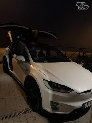 Tesla Model X 2017 Viļņa, ar dzinēja tilpumu 0.00 L un nobraukumu 118 tūkst. km par 32000 €, foto 3 vietnē AUTOMOTO.COM.LV