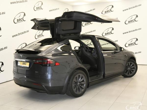 Tesla Model X 2018 Viļņa, ar dzinēja tilpumu 0.00 L un nobraukumu 214 tūkst. km par 19900 €, foto 5 vietnē AUTOMOTO.COM.LV