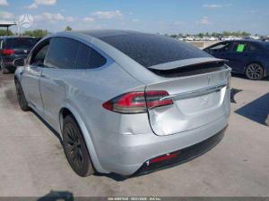 Grey Tesla Model X 2016 in Klaipeda, with an engine capacity of 0.00 L and mileage of 0 thousand km for 8100 €, photo 6 on AUTOMOTO.COM.LV