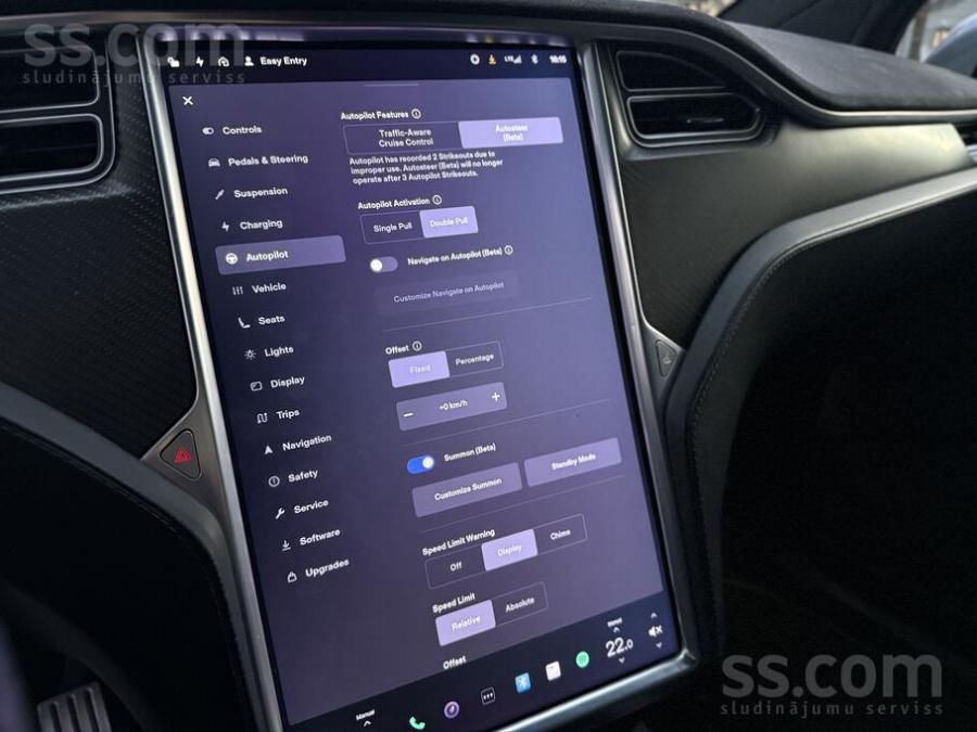 Pelēks Tesla Model X 2017 Rīga, ar dzinēja tilpumu 0.00 L un nobraukumu 190 tūkst. km par 31900 €, foto 15 vietnē AUTOMOTO.COM.LV