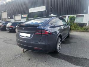 Pelēks Tesla Model X 2017 Kauņa, ar dzinēja tilpumu 0.00 L un nobraukumu 225 tūkst. km par 17999 €, foto 6 vietnē AUTOMOTO.COM.LV