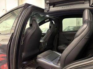 Pelēks Tesla Model X 2017 Viļņa, ar dzinēja tilpumu 0.00 L un nobraukumu 192 tūkst. km par 21000 €, foto 29 vietnē AUTOMOTO.COM.LV