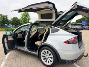 Серый Тесла Модель X 2017 в Рига, объемом двигателя 0.00 л и пробегом 185 тыс. км за 27000 €, фото 17 на AUTOMOTO.COM.LV