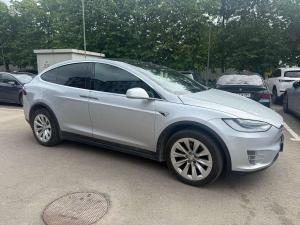 Pelēks Tesla Model X 2017 Kauņa, ar dzinēja tilpumu 0.00 L un nobraukumu 178 tūkst. km par 22000 €, foto 8 vietnē AUTOMOTO.COM.LV