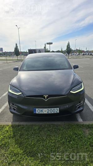 Pelēks Tesla Model X 2018 Rīga, ar dzinēja tilpumu 0.00 L un nobraukumu 209 tūkst. km par 22500 €, foto 3 vietnē AUTOMOTO.COM.LV