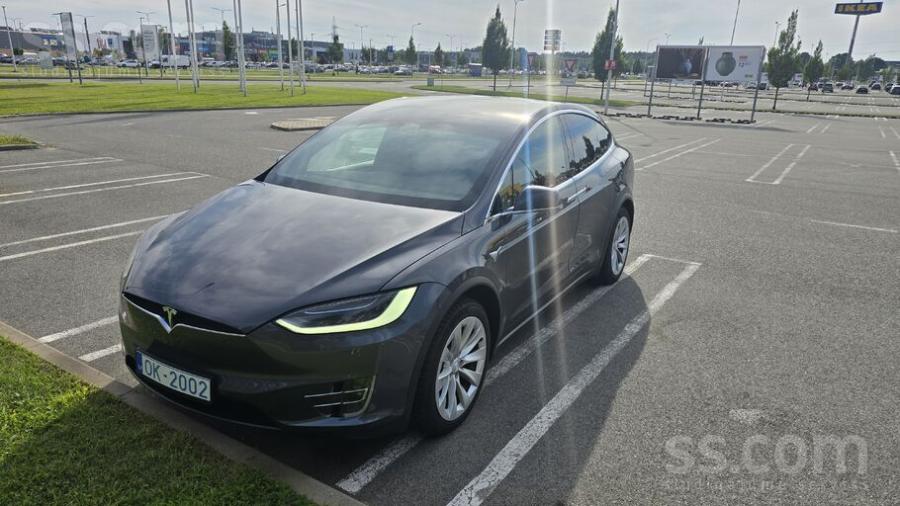 Pelēks Tesla Model X 2018 Rīga, ar dzinēja tilpumu 0.00 L un nobraukumu 209 tūkst. km par 22500 €, foto 4 vietnē AUTOMOTO.COM.LV