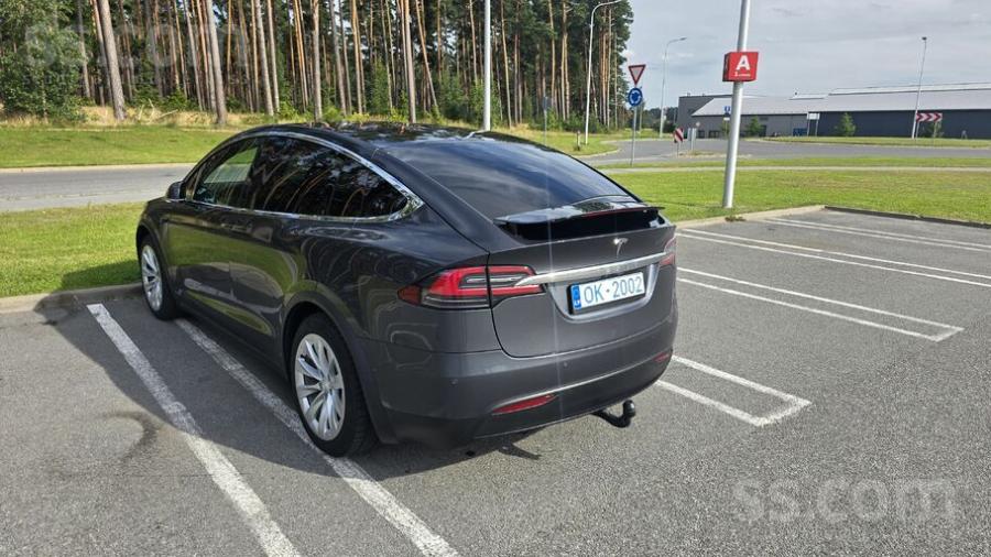 Pelēks Tesla Model X 2018 Rīga, ar dzinēja tilpumu 0.00 L un nobraukumu 209 tūkst. km par 22500 €, foto 7 vietnē AUTOMOTO.COM.LV