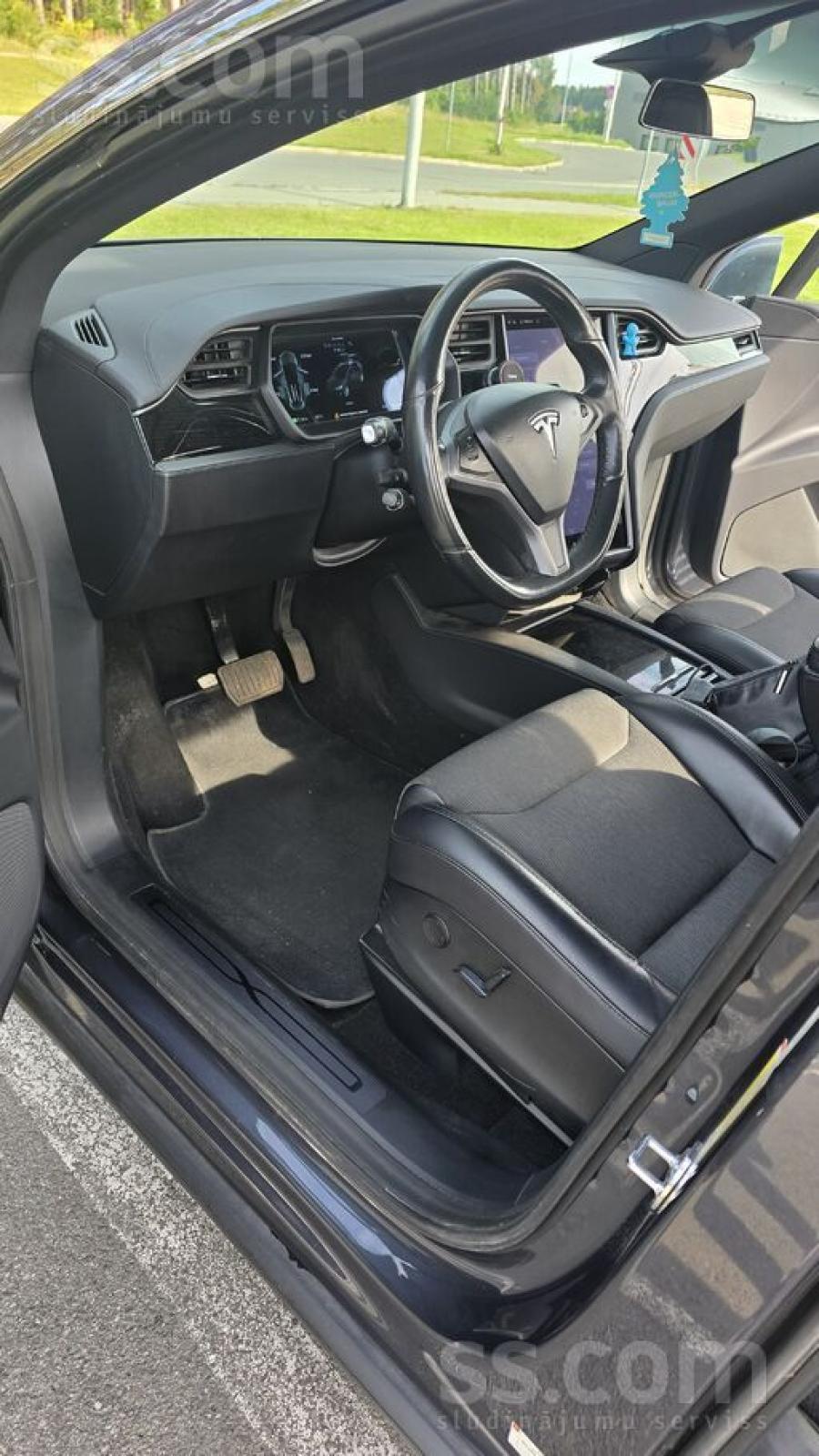 Pelēks Tesla Model X 2018 Rīga, ar dzinēja tilpumu 0.00 L un nobraukumu 209 tūkst. km par 22500 €, foto 8 vietnē AUTOMOTO.COM.LV