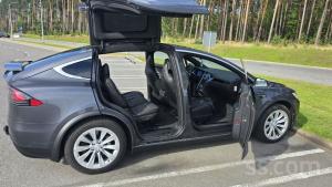 Pelēks Tesla Model X 2018 Rīga, ar dzinēja tilpumu 0.00 L un nobraukumu 209 tūkst. km par 22500 €, foto 12 vietnē AUTOMOTO.COM.LV