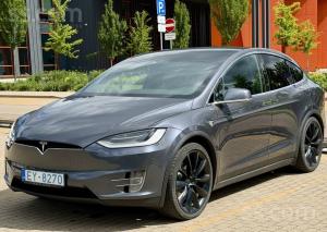 Grey Tesla Model X 2020 in Riga, with an engine capacity of 0.00 L and mileage of 144 thousand km for 33777 €, photo  on AUTOMOTO.COM.LV