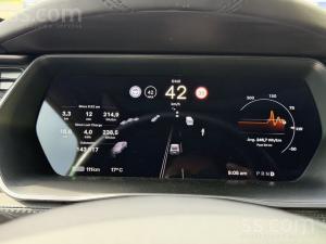 Grey Tesla Model X 2020 in Riga, with an engine capacity of 0.00 L and mileage of 144 thousand km for 33777 €, photo 18 on AUTOMOTO.COM.LV