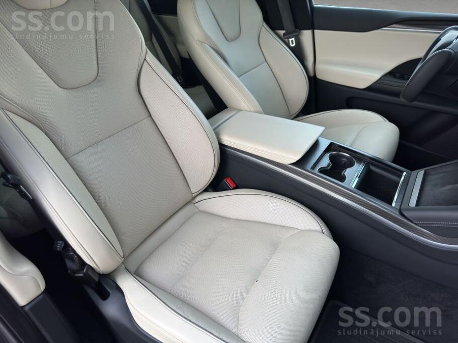 Pelēks Tesla Model X 2023 Rīga, ar dzinēja tilpumu 0.00 L un nobraukumu 52 tūkst. km par 71990 €, foto 7 vietnē AUTOMOTO.COM.LV