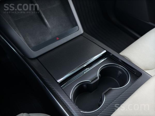 Pelēks Tesla Model X 2023 Rīga, ar dzinēja tilpumu 0.00 L un nobraukumu 52 tūkst. km par 71990 €, foto 9 vietnē AUTOMOTO.COM.LV