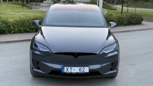 Grey Tesla Model X 2018 in Jurmala, with an engine capacity of 0.00 L and mileage of 100 thousand km for 27000 €, photo 7 on AUTOMOTO.COM.LV