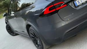 Grey Tesla Model X 2018 in Jurmala, with an engine capacity of 0.00 L and mileage of 100 thousand km for 27000 €, photo 15 on AUTOMOTO.COM.LV