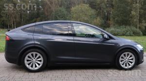 Grey Tesla Model X 2016 in Riga, with an engine capacity of 0.00 L and mileage of 149 thousand km for 20900 €, photo 8 on AUTOMOTO.COM.LV