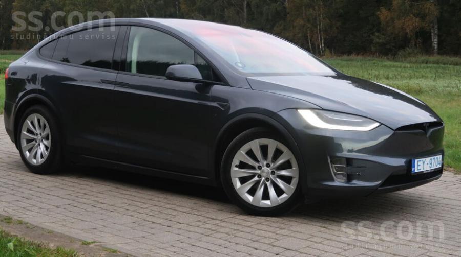 Grey Tesla Model X 2016 in Riga, with an engine capacity of 0.00 L and mileage of 149 thousand km for 20900 €, photo 9 on AUTOMOTO.COM.LV