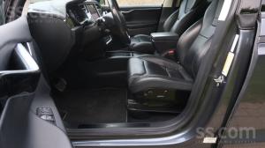 Grey Tesla Model X 2016 in Riga, with an engine capacity of 0.00 L and mileage of 149 thousand km for 20900 €, photo 12 on AUTOMOTO.COM.LV