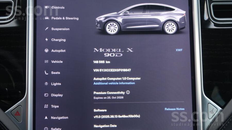 Grey Tesla Model X 2016 in Riga, with an engine capacity of 0.00 L and mileage of 149 thousand km for 20900 €, photo 20 on AUTOMOTO.COM.LV