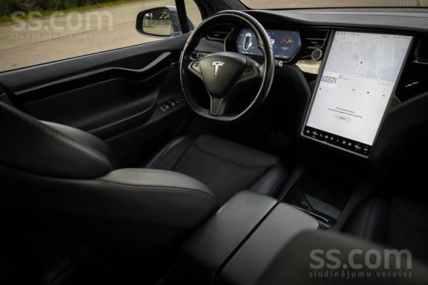 Grey Tesla Model X 2018 in Ogre, with an engine capacity of 0.00 L and mileage of 180 thousand km for 24000 €, photo 7 on AUTOMOTO.COM.LV