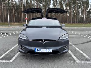 Grey Tesla Model X 2018 in Ogre, with an engine capacity of 0.00 L and mileage of 180 thousand km for 24000 €, photo 19 on AUTOMOTO.COM.LV