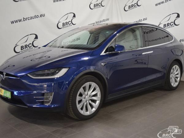 Grey Tesla Model X 2017 in Riga, with an engine capacity of 0.00 L and mileage of 68 thousand km for 38900 €, photo 1 on AUTOMOTO.COM.LV
