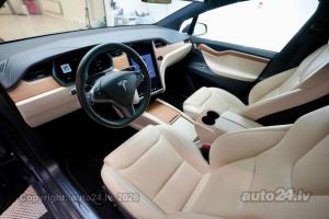 Grey Tesla Model X 2020 in Tallinn, with an engine capacity of 0.00 L and mileage of 125 thousand km for 34990 €, photo 9 on AUTOMOTO.COM.LV