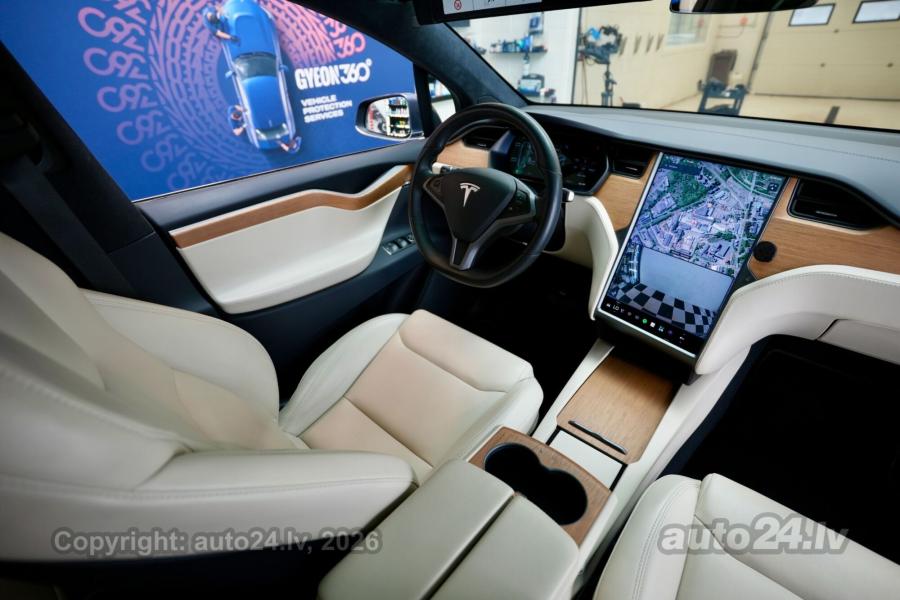 Grey Tesla Model X 2020 in Tallinn, with an engine capacity of 0.00 L and mileage of 125 thousand km for 34990 €, photo 10 on AUTOMOTO.COM.LV