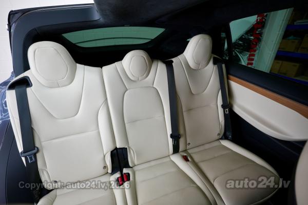 Tesla Model X 2020 Tallina vietnē Pelēks Tesla Model X 2020 Tallina, ar dzinēja tilpumu 0.00 L un nobraukumu 125 tūkst. km par 34990 €, foto 11 vietnē AUTOMOTO.COM.LV