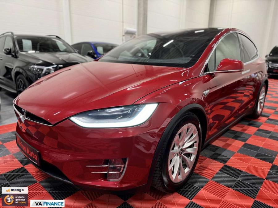 Red Tesla Model X 2016 in Vilnius, with an engine capacity of 0.00 L and mileage of 98 thousand km for 24999 €, photo 1 on AUTOMOTO.COM.LV