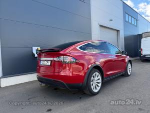 Sarkans Tesla Model X 2016 Pērnava, ar dzinēja tilpumu 0.00 L un nobraukumu 164 tūkst. km par 23999 €, foto 5 vietnē AUTOMOTO.COM.LV