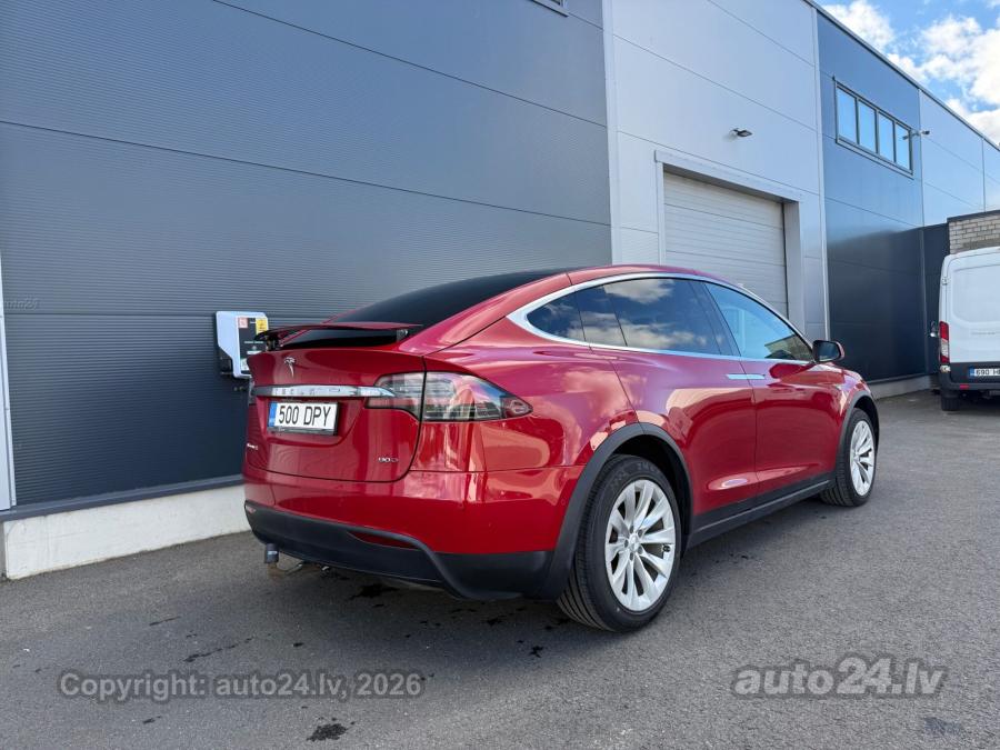 Sarkans Tesla Model X 2016 Pērnava, ar dzinēja tilpumu 0.00 L un nobraukumu 164 tūkst. km par 23999 €, foto 5 vietnē AUTOMOTO.COM.LV