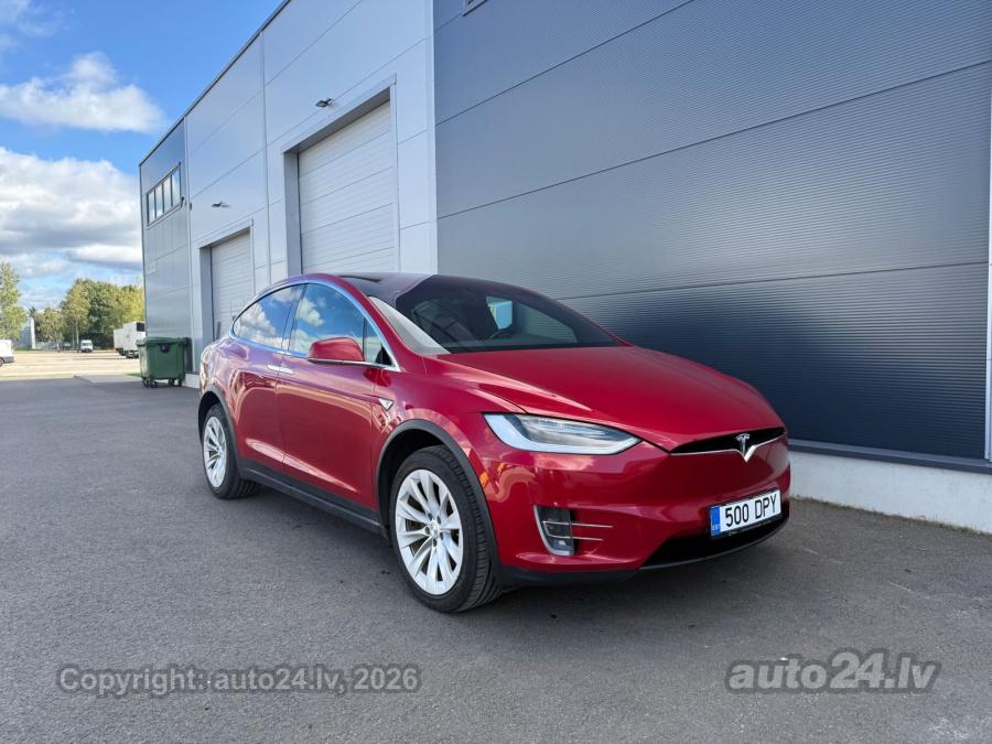 Sarkans Tesla Model X 2016 Pērnava, ar dzinēja tilpumu 0.00 L un nobraukumu 164 tūkst. km par 23999 €, foto 7 vietnē AUTOMOTO.COM.LV
