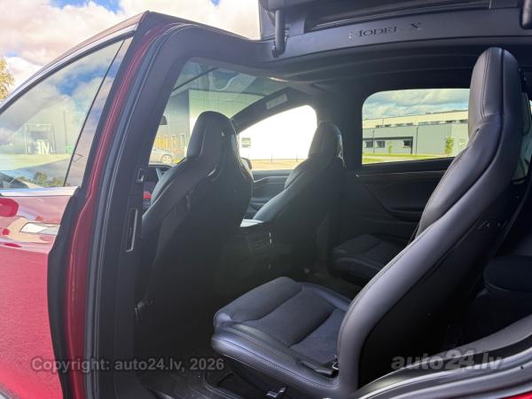 Тесла Модель X 2016 в Пярну на AUTOMOTO.COM.LV Красный Тесла Модель X 2016 в Пярну, объемом двигателя 0.00 л и пробегом 164 тыс. км за 23999 €, фото 11 на AUTOMOTO.COM.LV