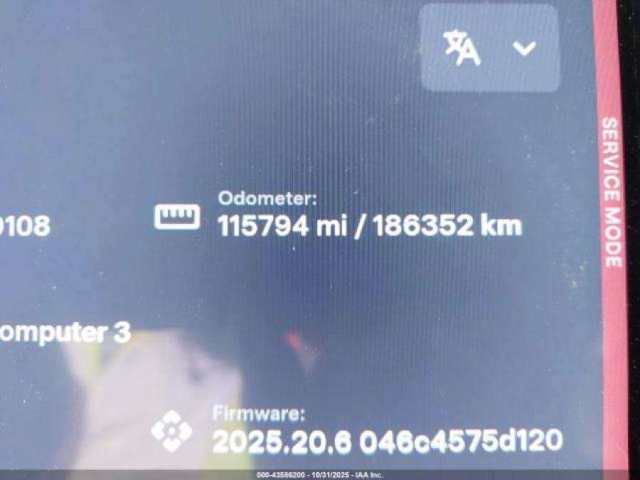 Tesla Model X 2017 in Klaipeda, with an engine capacity of 0.00 L and mileage of 0 thousand km for 9700 €, photo 5 on AUTOMOTO.COM.LV