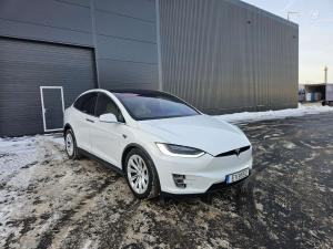 White Tesla Model X 2016 in Kaunas, with an engine capacity of 0.00 L and mileage of 173 thousand km for 12600 €, photo  on AUTOMOTO.COM.LV