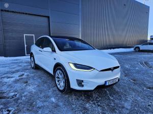 White Tesla Model X 2016 in Kaunas, with an engine capacity of 0.00 L and mileage of 173 thousand km for 12400 €, photo  on AUTOMOTO.COM.LV