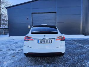 Balts Tesla Model X 2016 Kauņa, ar dzinēja tilpumu 0.00 L un nobraukumu 173 tūkst. km par 12400 €, foto 7 vietnē AUTOMOTO.COM.LV