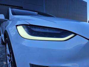 Balts Tesla Model X 2016 Kauņa, ar dzinēja tilpumu 0.00 L un nobraukumu 173 tūkst. km par 12400 €, foto 10 vietnē AUTOMOTO.COM.LV