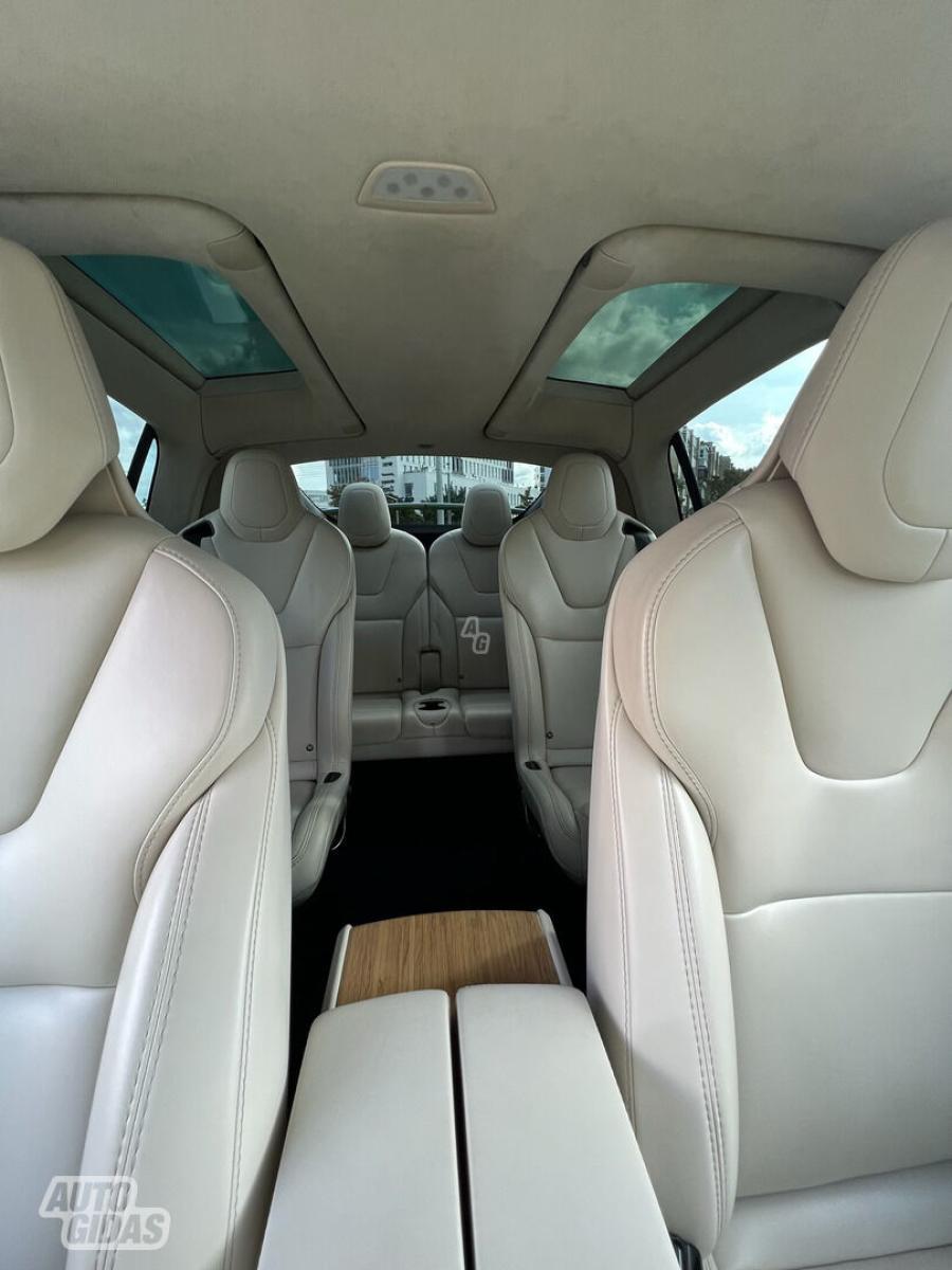 Balts Tesla Model X 2017 Viļņa, ar dzinēja tilpumu 0.00 L un nobraukumu 145 tūkst. km par 28500 €, foto 9 vietnē AUTOMOTO.COM.LV