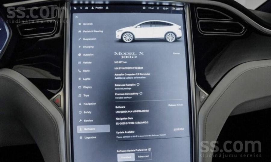 Balts Tesla Model X 2017 Rīga, ar dzinēja tilpumu 0.00 L un nobraukumu 160 tūkst. km par 27900 €, foto 4 vietnē AUTOMOTO.COM.LV
